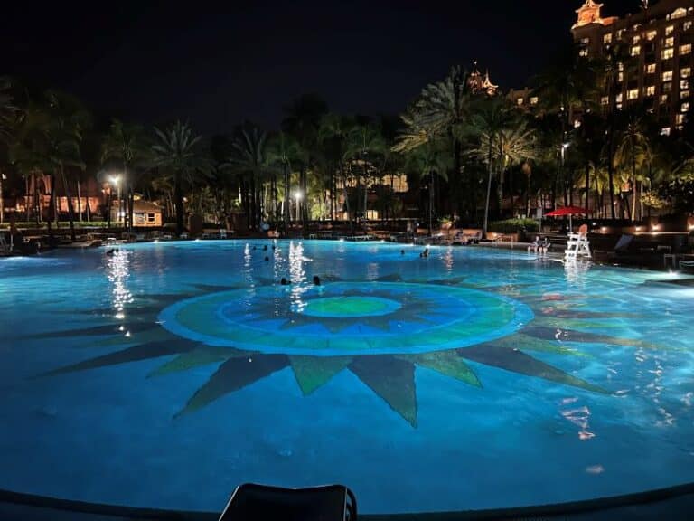 Ultimate Atlantis Bahamas Waterpark Guide: A Complete Tour of the Best ...